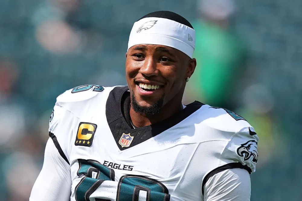 Saquon Barkley Has Strong Message for Eagles Fans Who Booed Team ...