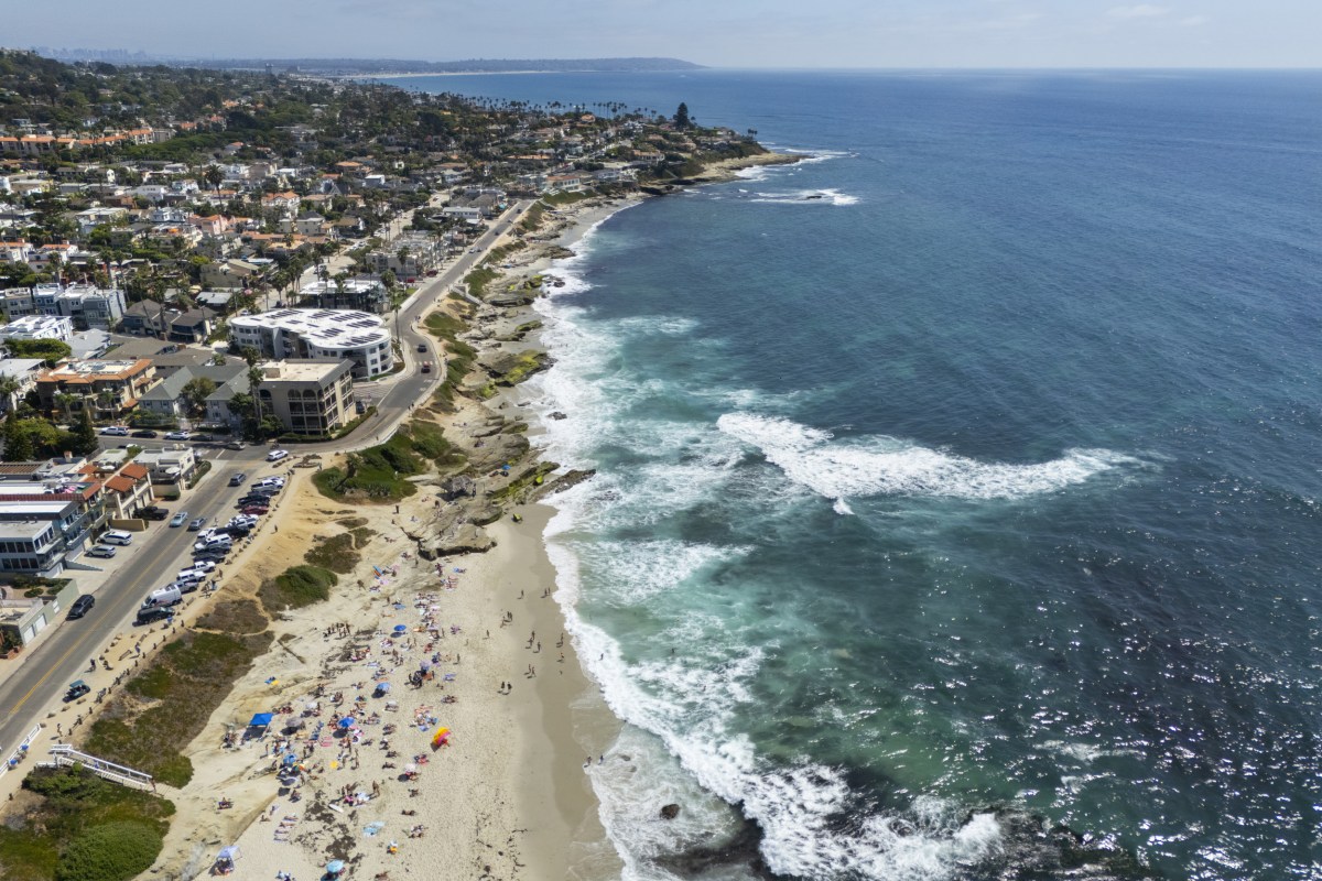 Map Shows Where California Faces One of Hottest Days of the Year - Newsweek