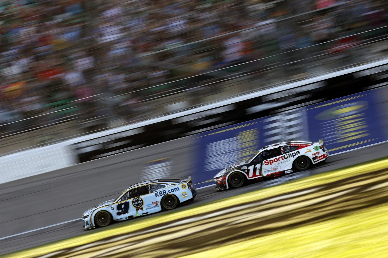 How Denny Hamlin Lost The Big Chance to Win at Kansas - 'Wanted it Bad ...