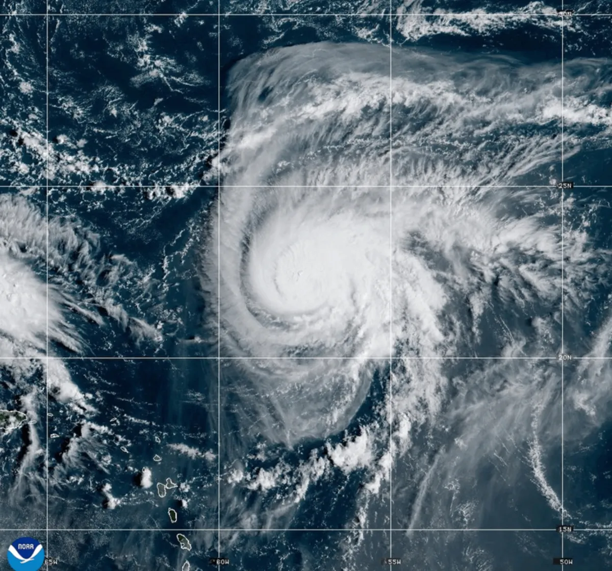 Hurricane Humberto update: Storm strengthens as surf warning issued ...
