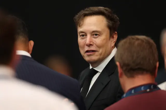 Elon Musk’s Grok AI Inks Deal With Trump Admin to Integrate With ...