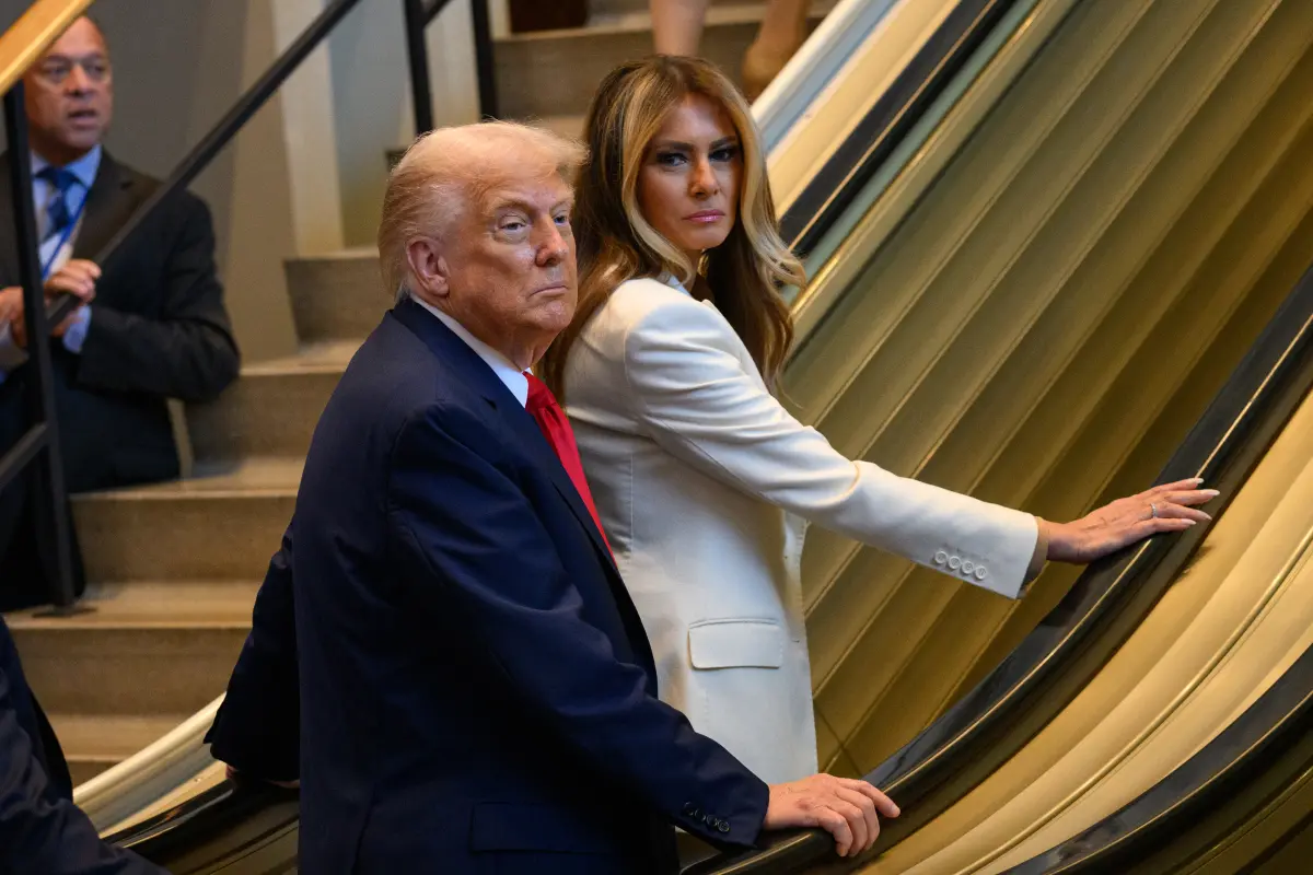 White House Wants Investigation into Trump Escalator Malfunction at UN ...