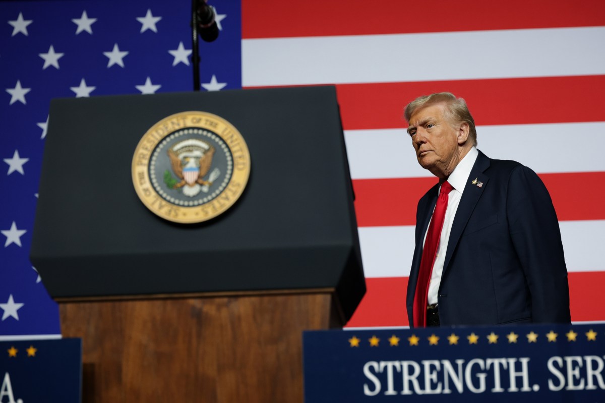 Government Shutdown 2025 Begins - Newsweek