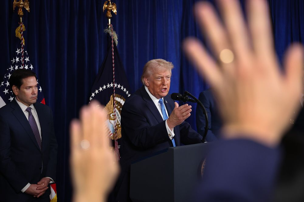 Donald Trump Smell Claims Spark Avalanche Of Jokes Memes Newsweek 9664