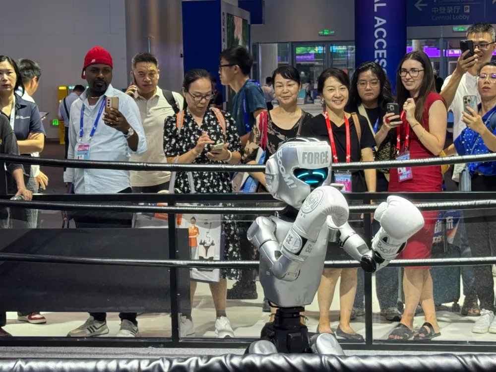 How China’s Tech Firms Defy U.S. Curbs - Newsweek