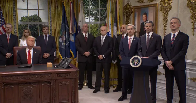 SNL Sketches from Last Night Featured Government Shutdown, Mayoral ...