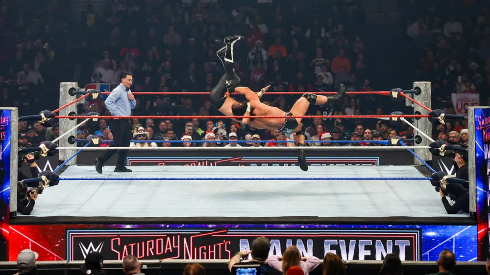 WWE Makes Big Change to Saturday Night’s Main Event Match - Newsweek