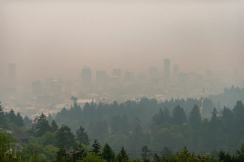 Thousands of Americans told to stay indoors in Oregon - Newsweek