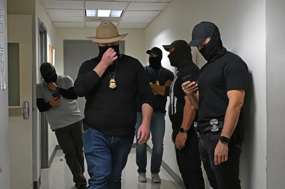Democrats Unveil Plans to Rein in ICE Agents If They Win Midterms ...