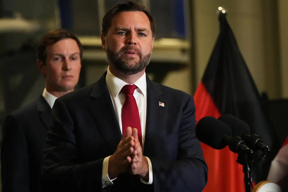 Did Night Vision Footage Show ’10ft Alien’ From Las Vegas UFO Crash ...