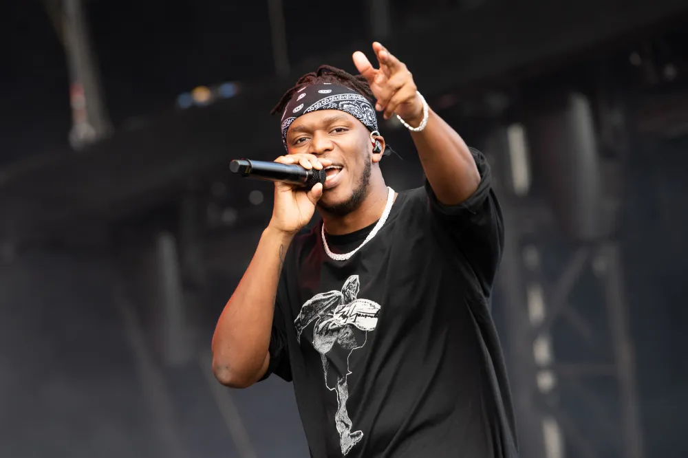 KSI Rages Over Andrew Tate Being Made Misfits Boxing CEO - Newsweek