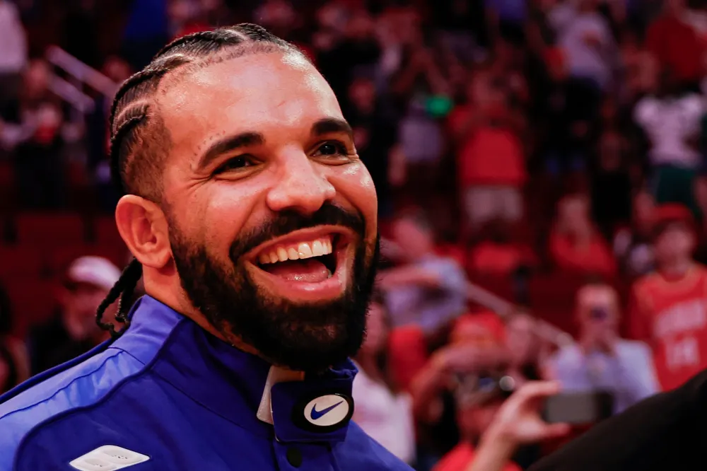 Drake Trolls Dodgers, Ohtani as Blue Jays Take World Series Lead - Newsweek