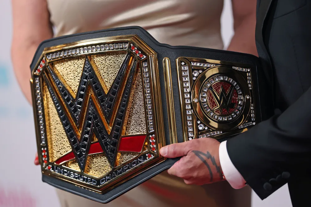 WWE Veteran Unlikely to Face NJPW Legend in Retirement Match - Newsweek