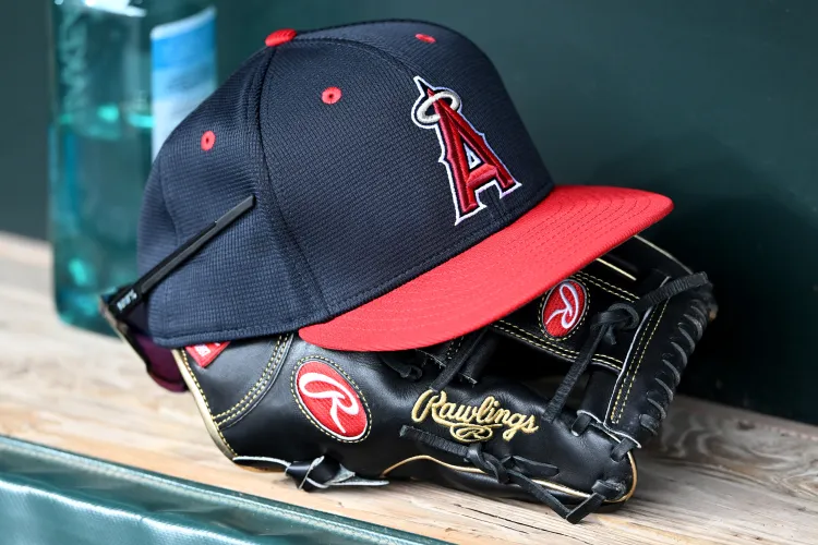 Angels Lose 8-Year Veteran Catcher To Free Agency - Newsweek