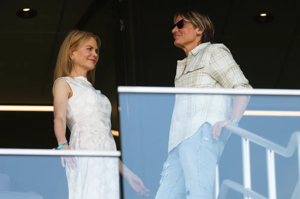 Who Is Maggie Baugh? Keith Urban Sings to Bandmate Amid Kidman Divorce ...