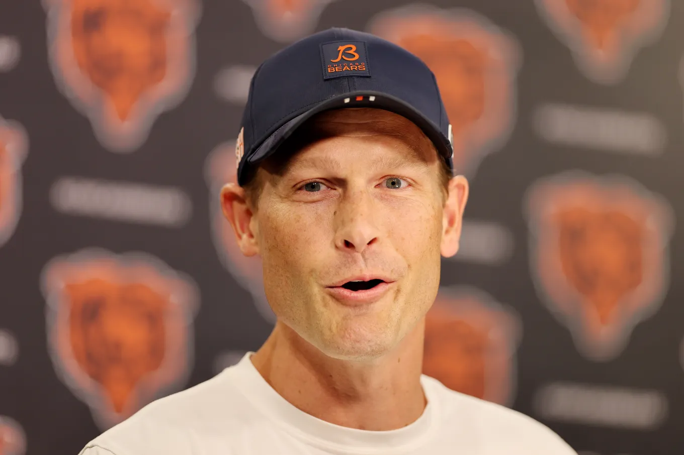 Ben Johnson Delivers Strong Postgame Speech to Bears After Big Win ...