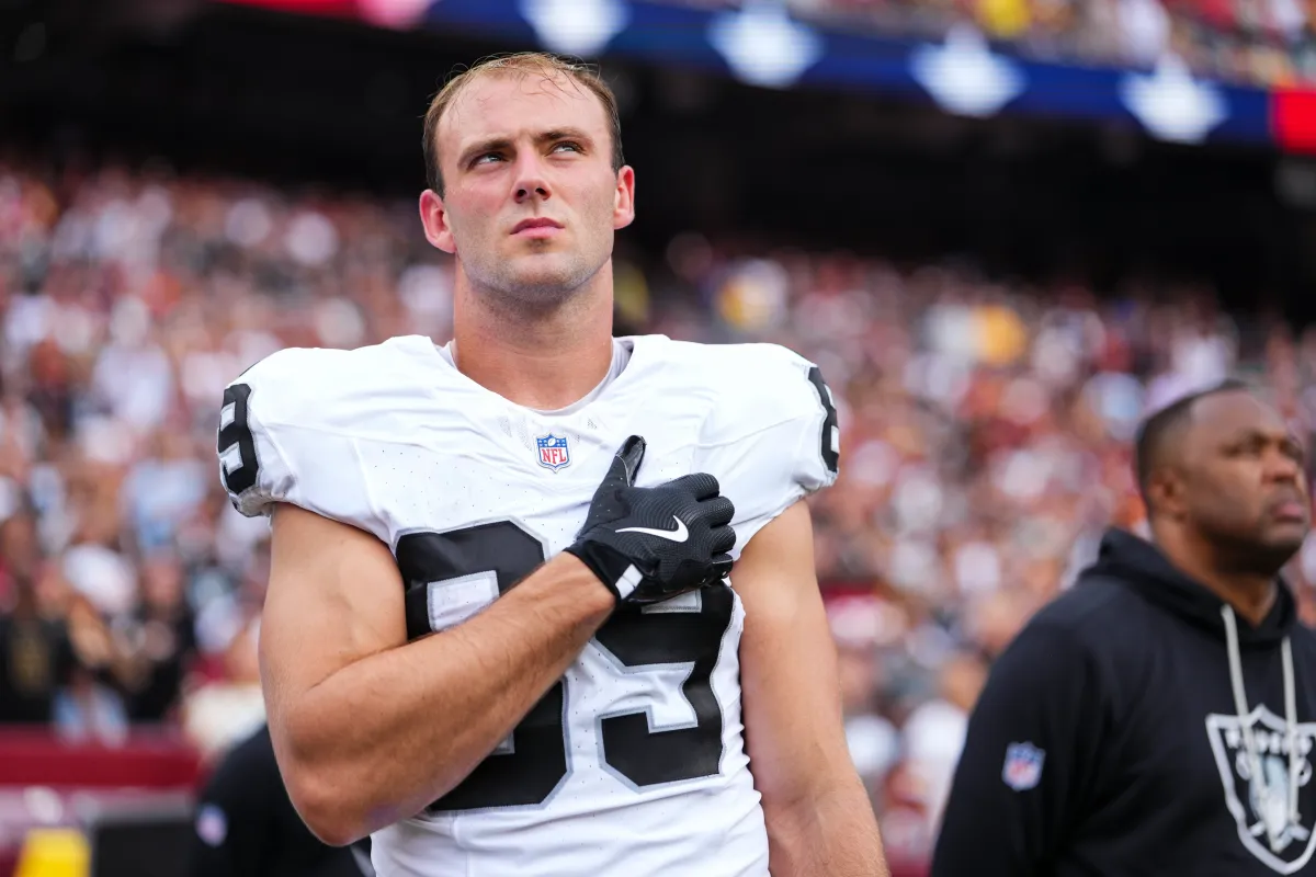 Raiders' Brock Bowers Gets Major Injury Timeline Update - Newsweek