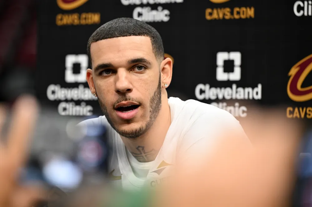 Cavaliers Announce Major Lonzo Ball Injury Decision - Newsweek