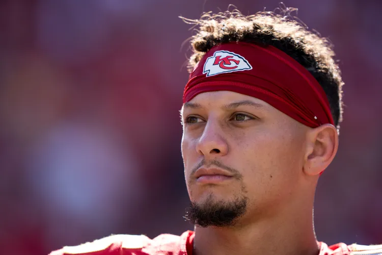 Chiefs QB Patrick Mahomes Praying for Teammate Amid Puzzling Absence ...