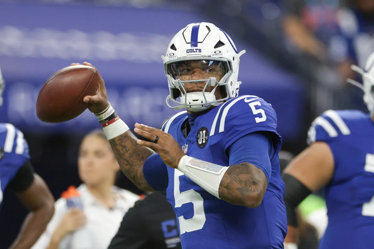 Raiders Predicted to Land $34 Million QB of the Future in Blockbuster ...