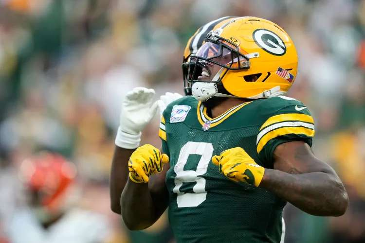 Packers' Josh Jacobs Receives Confusing Injury Update for Week 7 - Newsweek