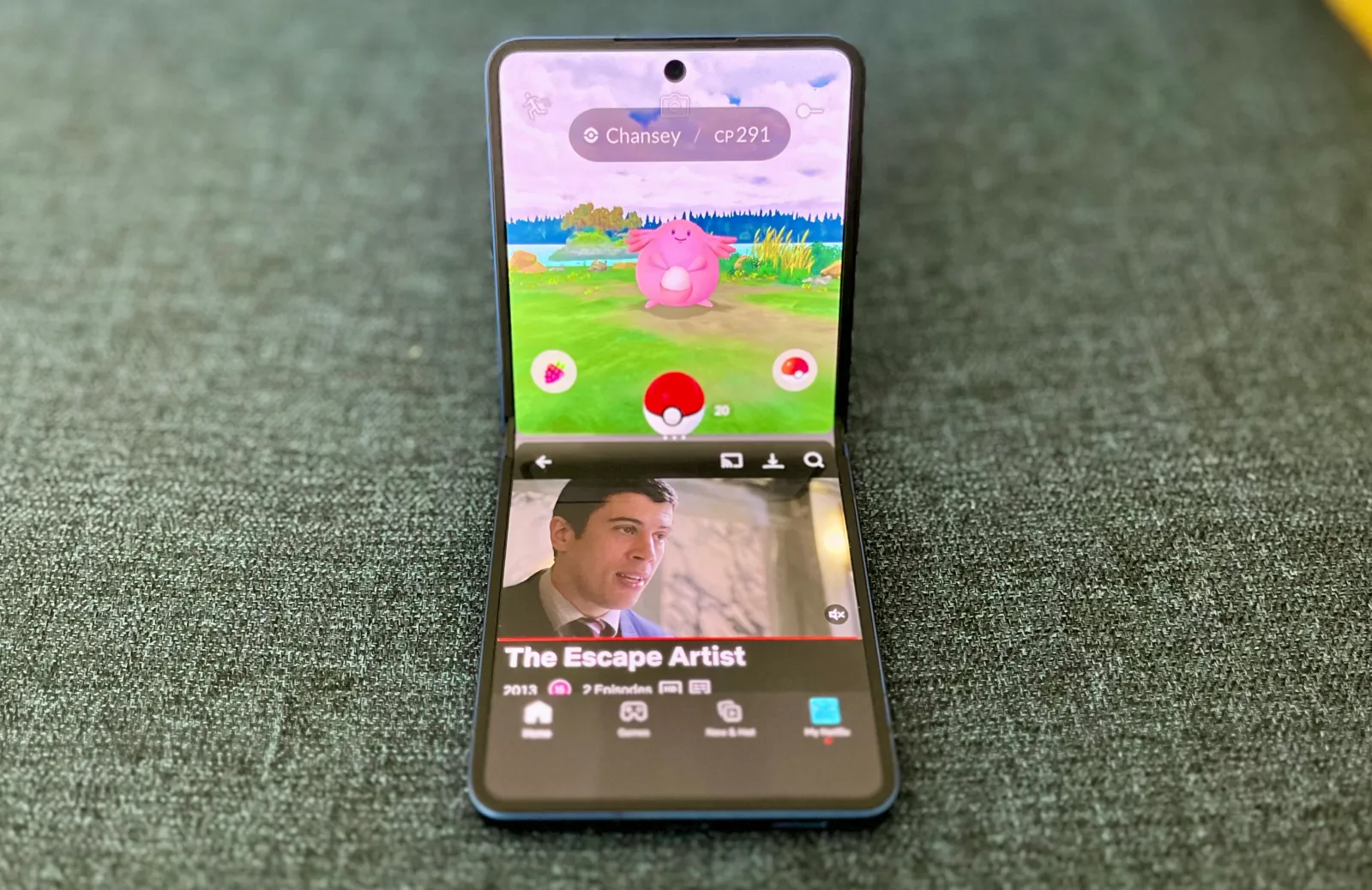 Why Samsung's Galaxy Z Flip 7 is My New Go-To Gaming Device - Newsweek