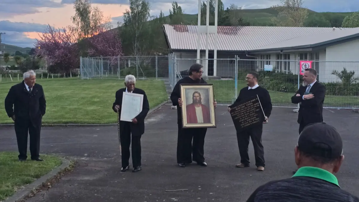 Jesus Portrait Survives ‘Undamaged’ as Fire Destroys Church - Newsweek