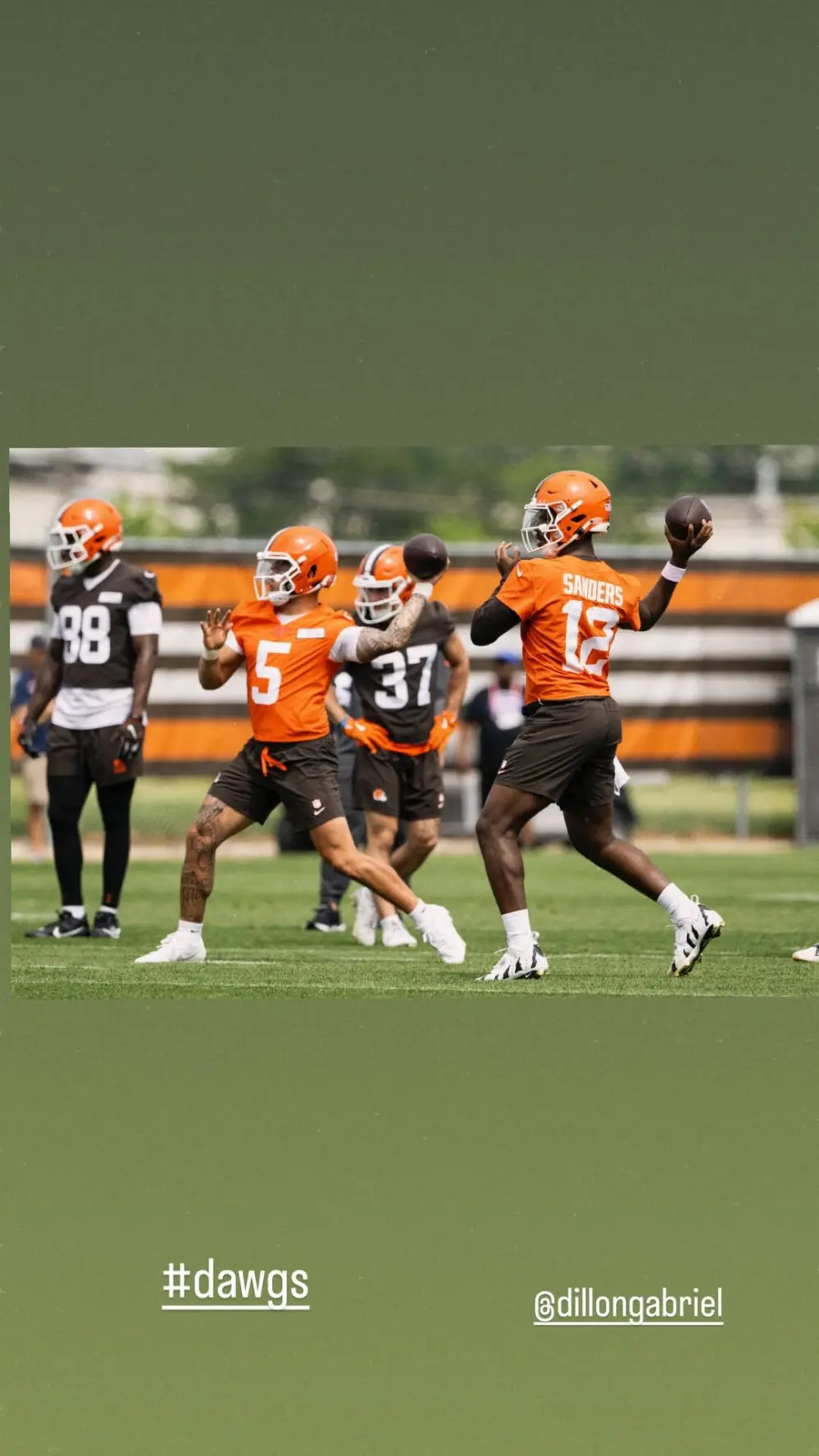 Shedeur Sanders Has 1-Word Message for Dillon Gabriel Before 1st NFL ...