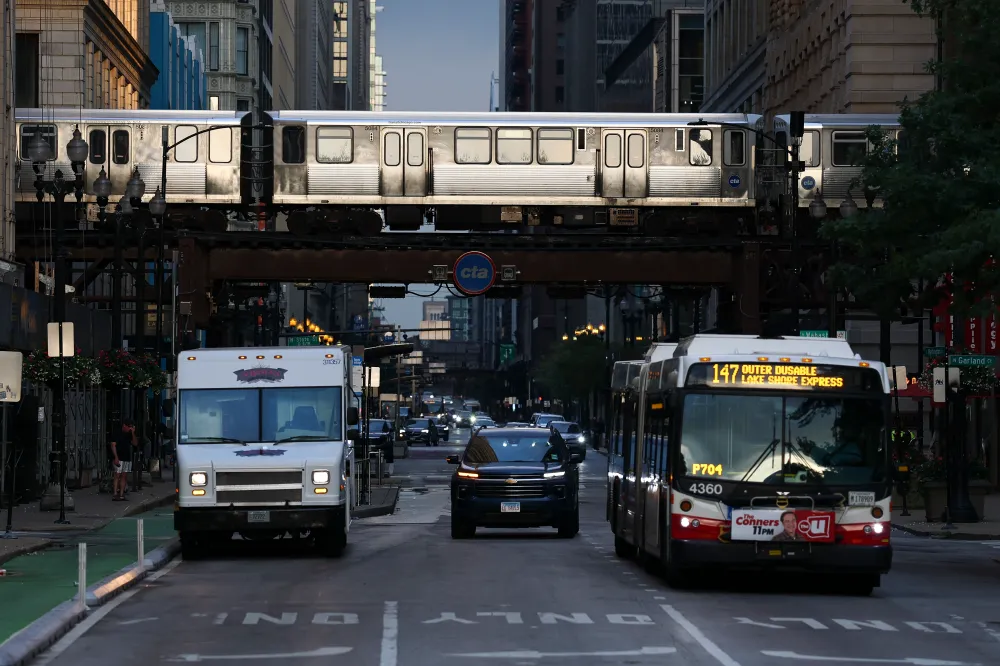 Blue Line Fire: Woman Set on Fire on Chicago Train, Manhunt Underway ...