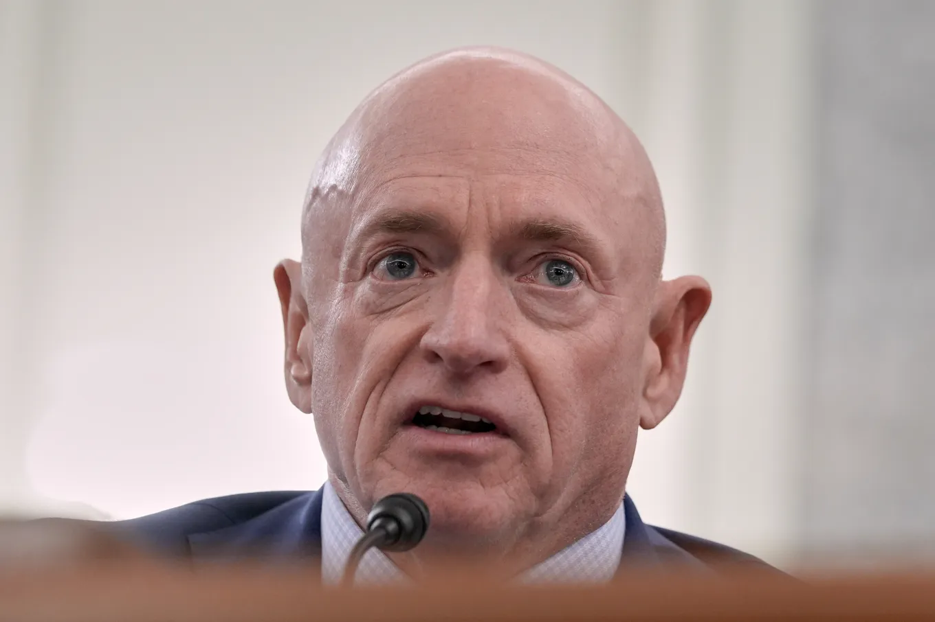 Pentagon Threatening Mark Kelly Sparks Conservative Backlash: 'Amateur ...