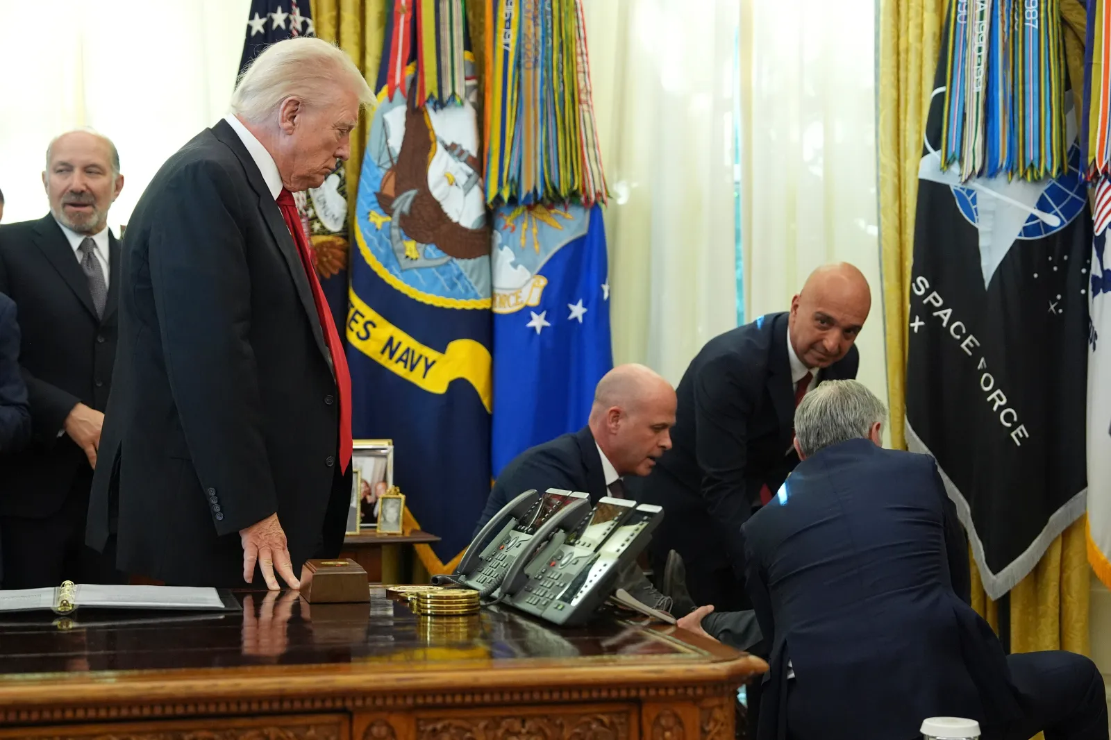 Oval Office Emergency: Man Collapses Behind Trump During Announcement ...