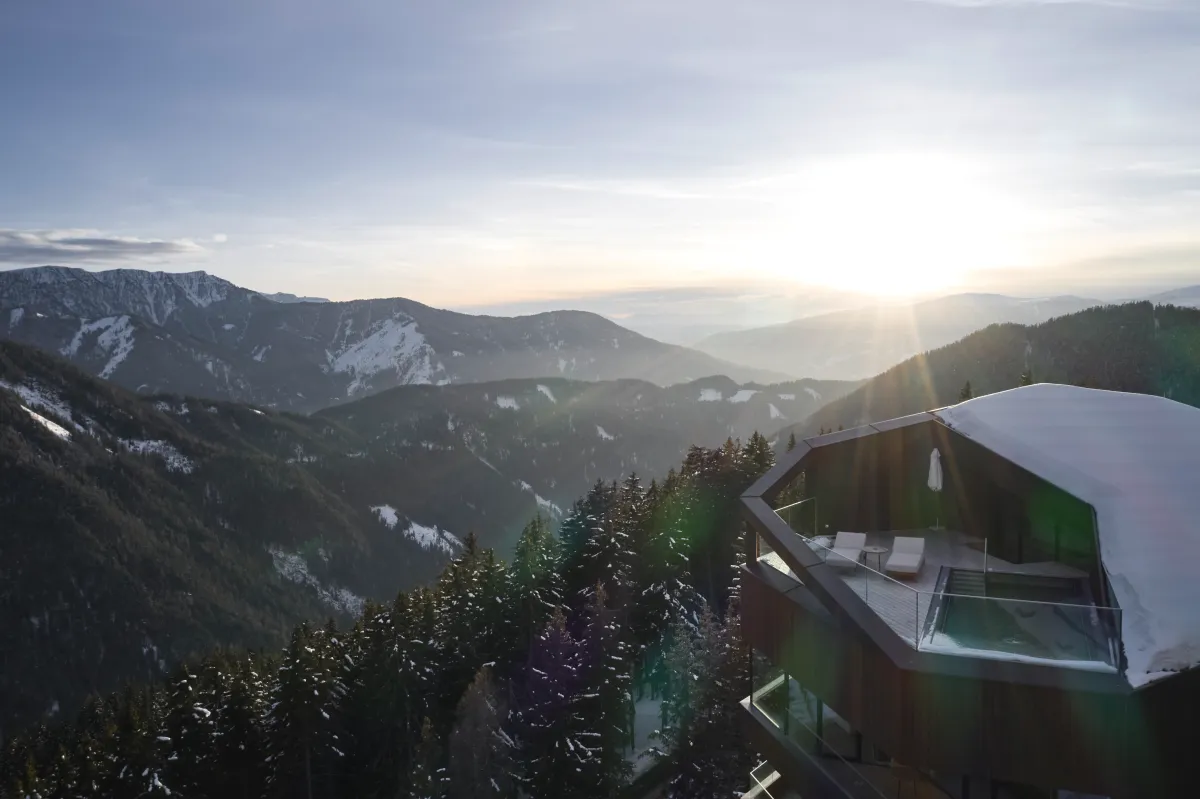 How a Winter Spa Visit Can Boost Your Cold Weather Wellness - Newsweek