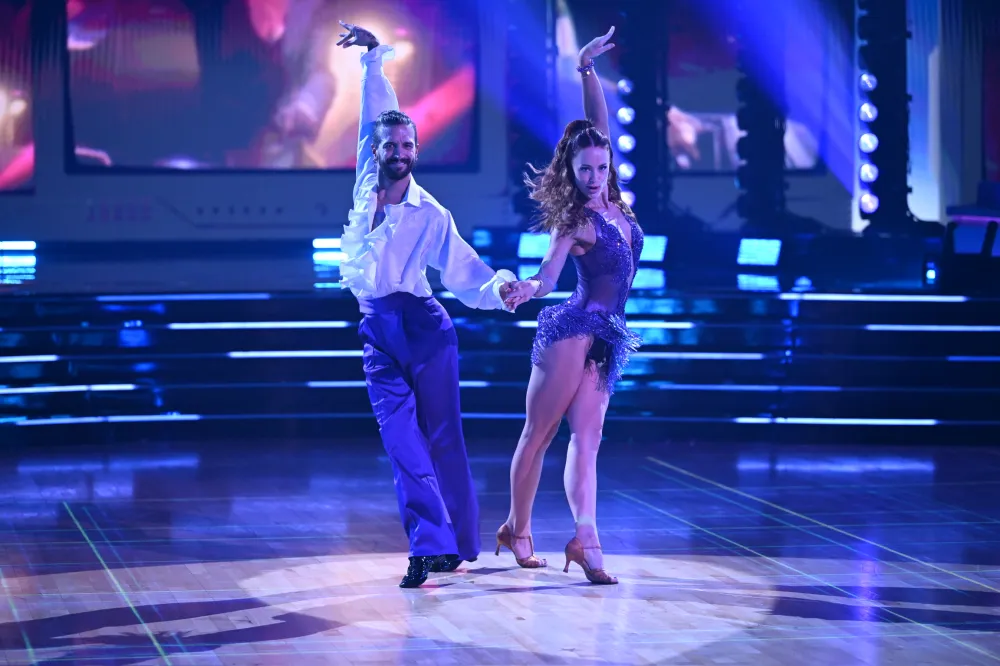 Dancing with the Stars: Whitney Leavitt Reacts to ‘Mormon Wives’ Return ...
