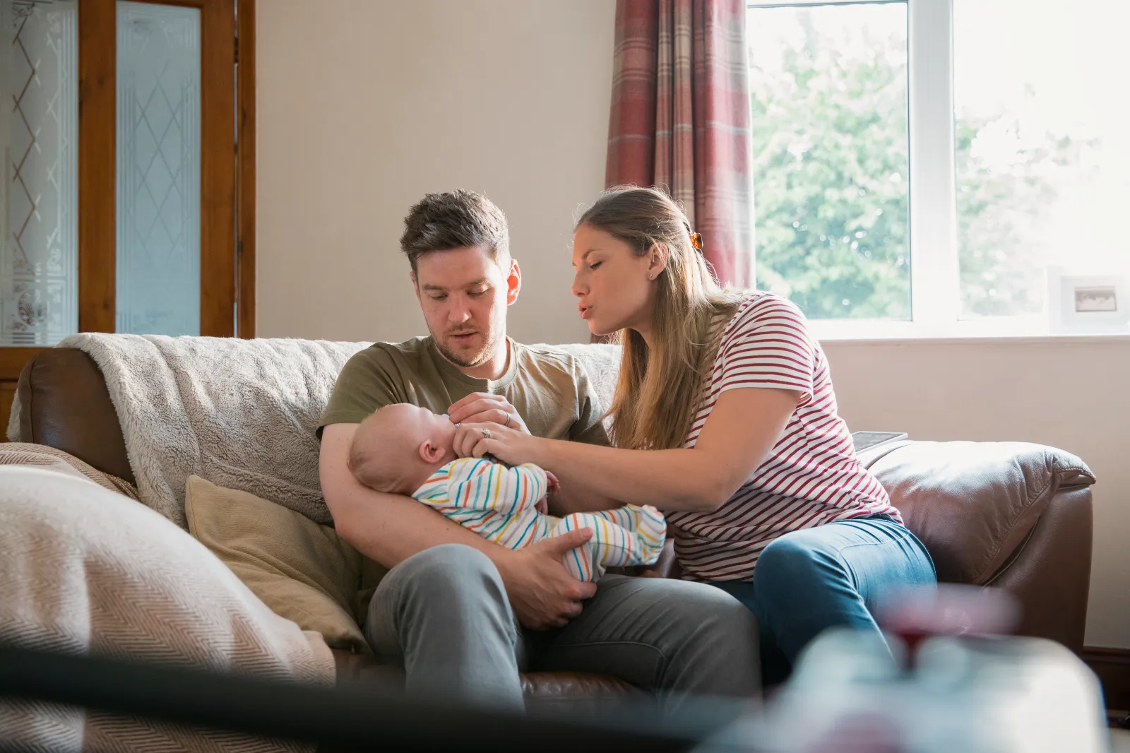 Couple Has First Baby—Not Prepared for Why She ‘Refuses to Eat’ With ...