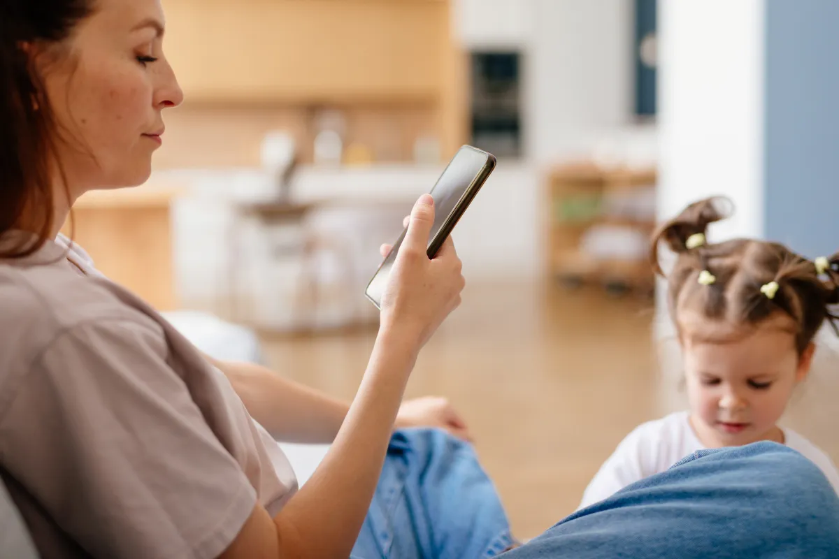 Phubbing Parents: The Hidden Toll of Digital Distraction at Home - Newsweek