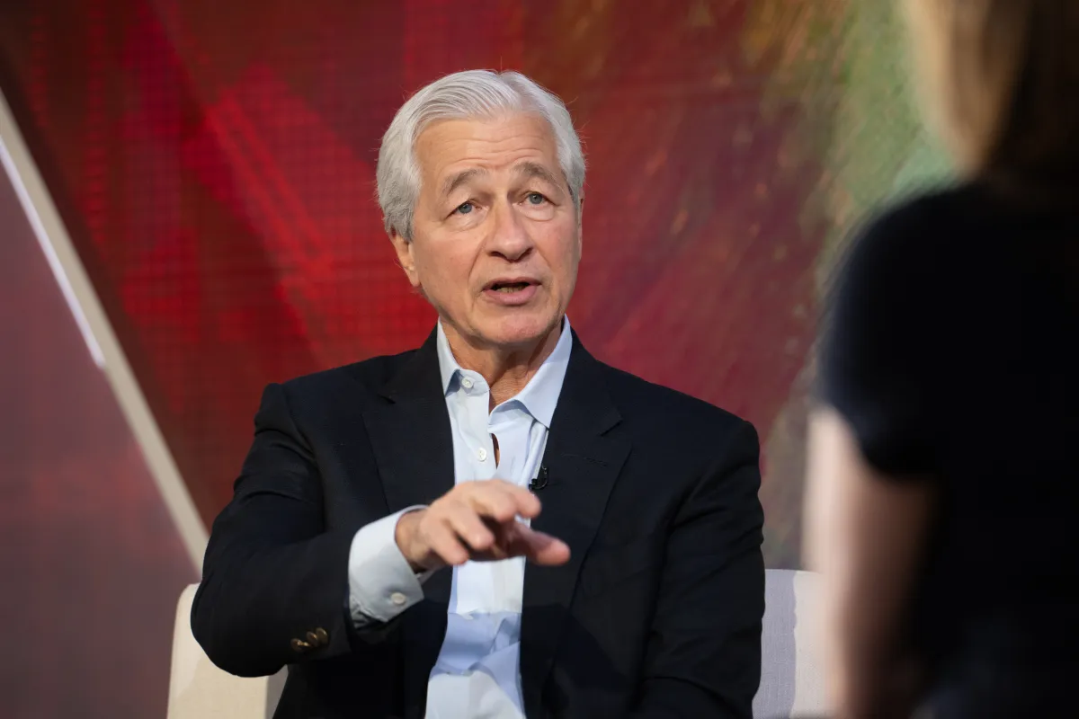 JPMorgan CEO Predicts New Type of Working Week - Newsweek