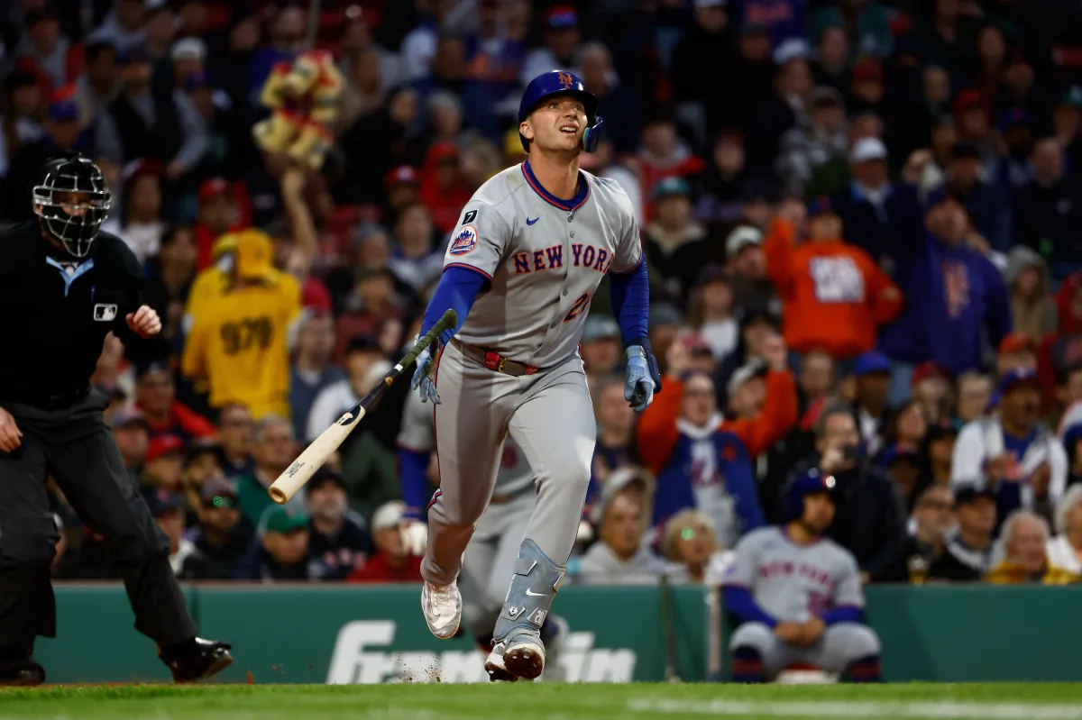 Mets Slugger Projected To Sign Monster 5-Year, $145M Contract With Red ...