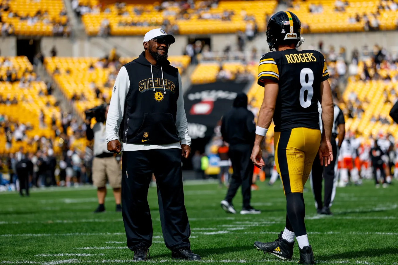 Mike Tomlin Gets Brutally Honest About Aaron Rodgers' Play in Steelers ...