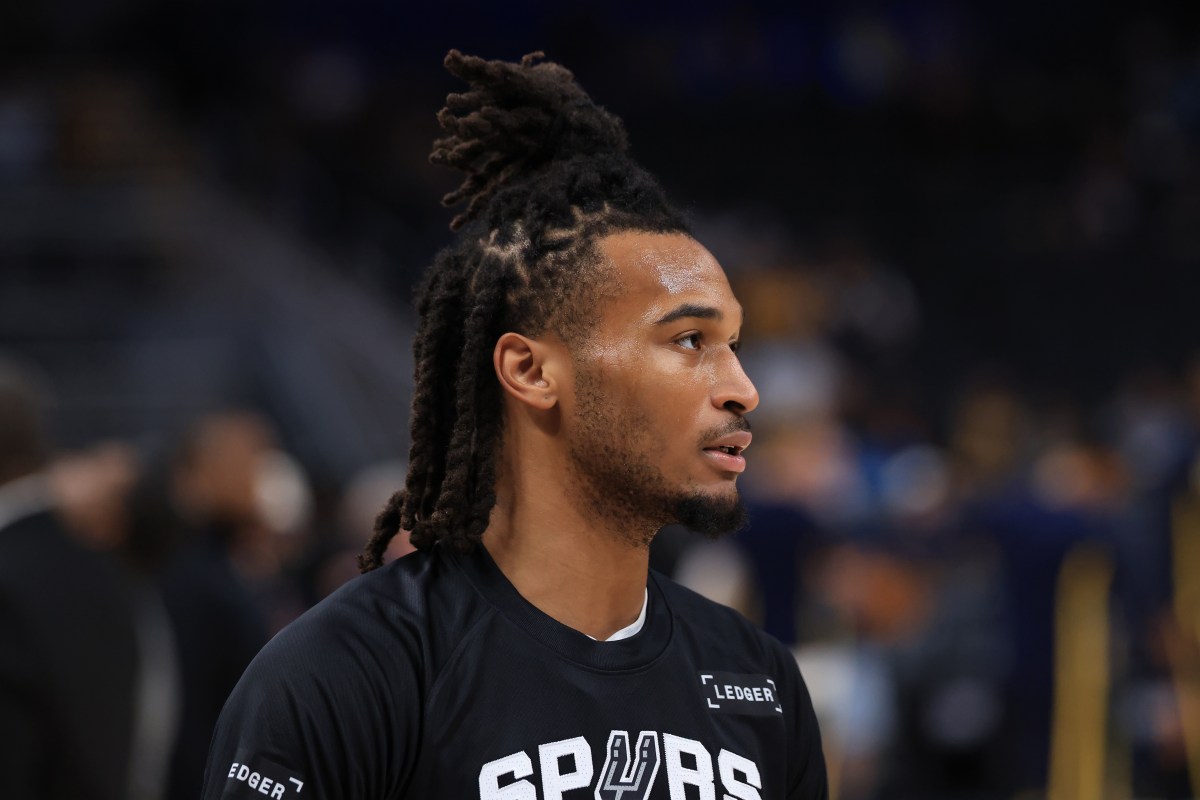 Spurs Head Coach Offers Further Confusion on Mysterious Stephon Castle ...