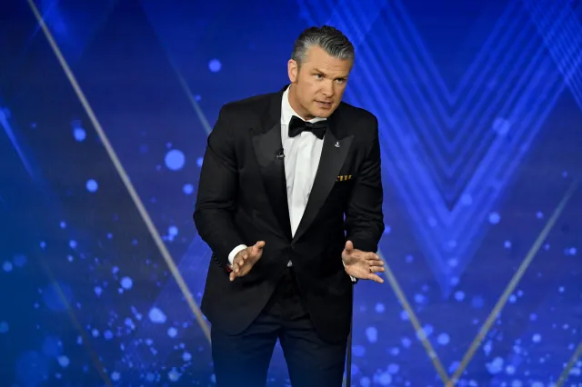 Pete Hegseth Mocks Mark Kelly Over Military Uniform - Newsweek