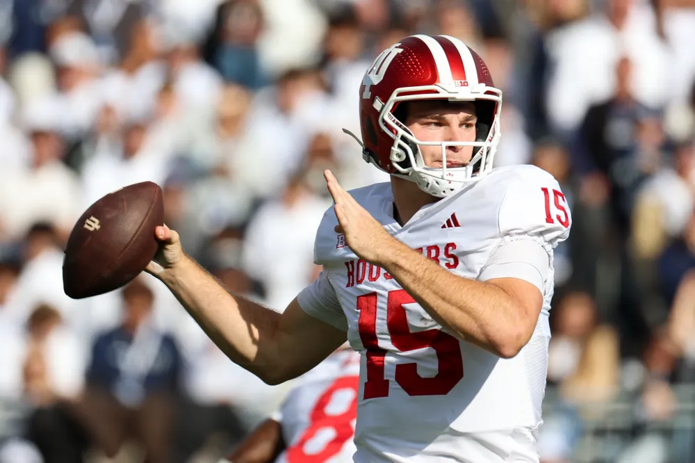 How to Watch Wisconsin vs Indiana: Live Stream NCAA College Football ...