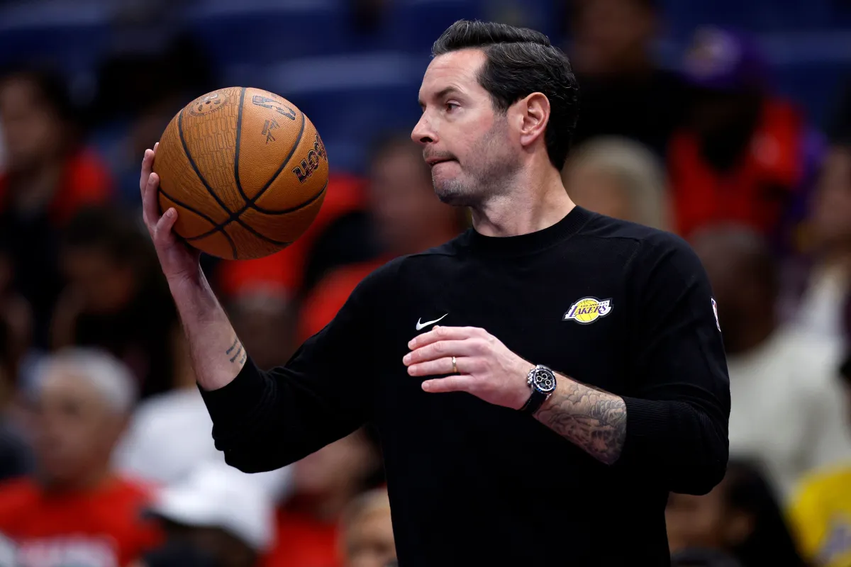 NBA Insider Sends Clear Message on Lakers' Trade Plans - Newsweek