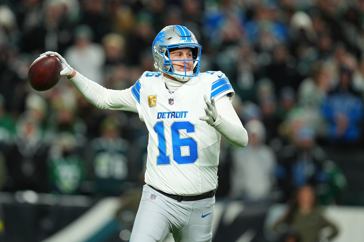 Dallas Cowboys and Detroit Lions: Annual Thanksgiving matchups ...