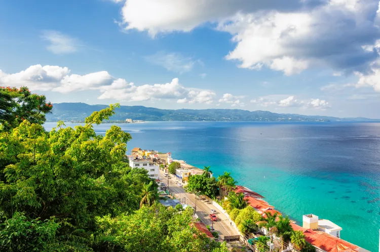 Americans issued warning over Caribbean travel - Newsweek