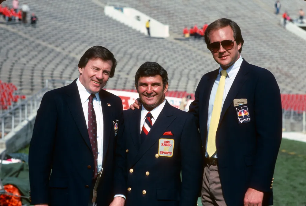 Two-Time NFL Pro Bowler, Hall of Fame Broadcaster Bob Trumpy Dies ...