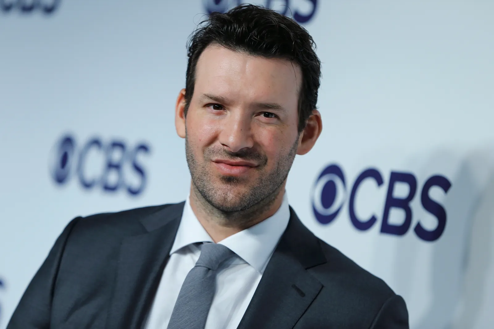Tony Romo Announcement Draws Complaints Before Chiefs-Broncos - Newsweek