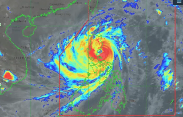 Super Typhoon Fung-Wong Path, Maps and Warnings as Storm Hits ...