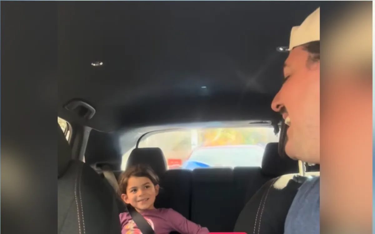 Dad Shaves Beard After 11 Years—Daughter Can’t Cope With What She Sees ...