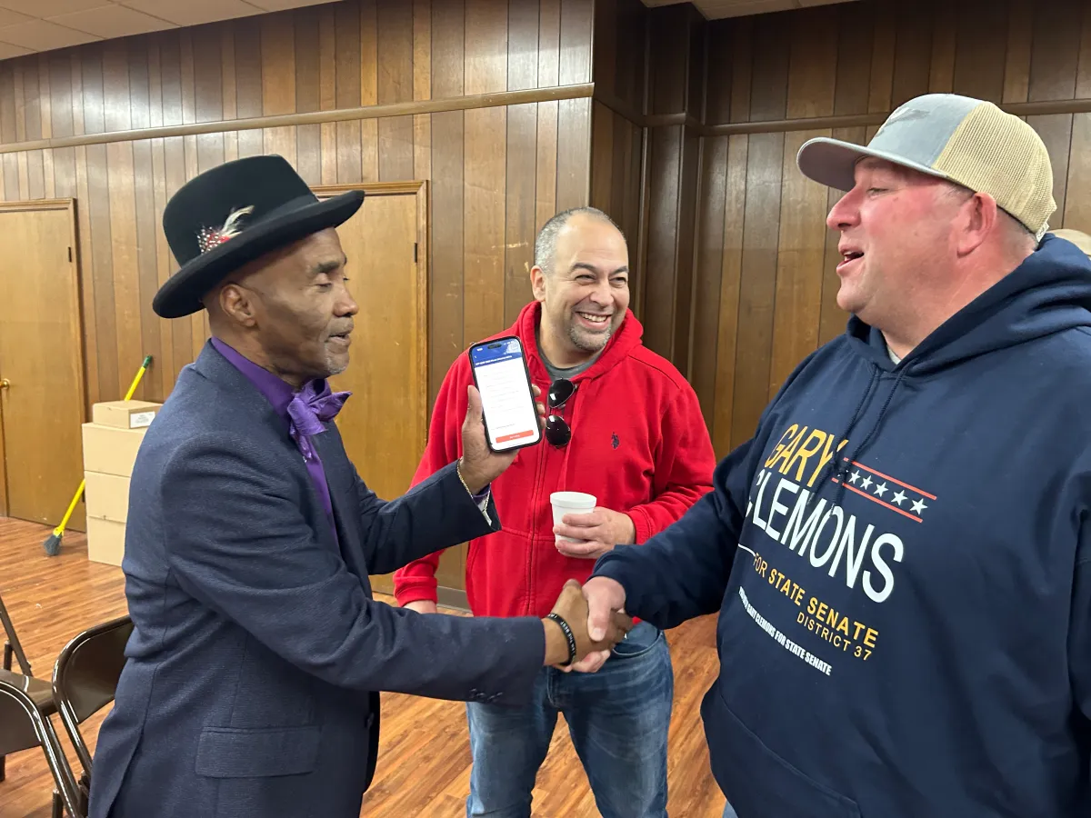 Democrat wins election by 47-point landslide in Kentucky - Newsweek