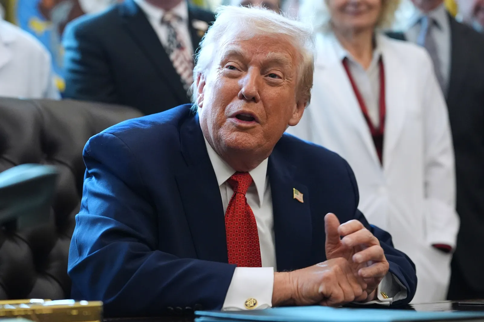 Donald Trump Executive Order: Are Federal Employees Now Off on ...